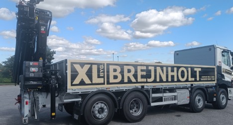 transportnyhederne.dk » Vejtransport » Lastbil med lad og kran er klar ...